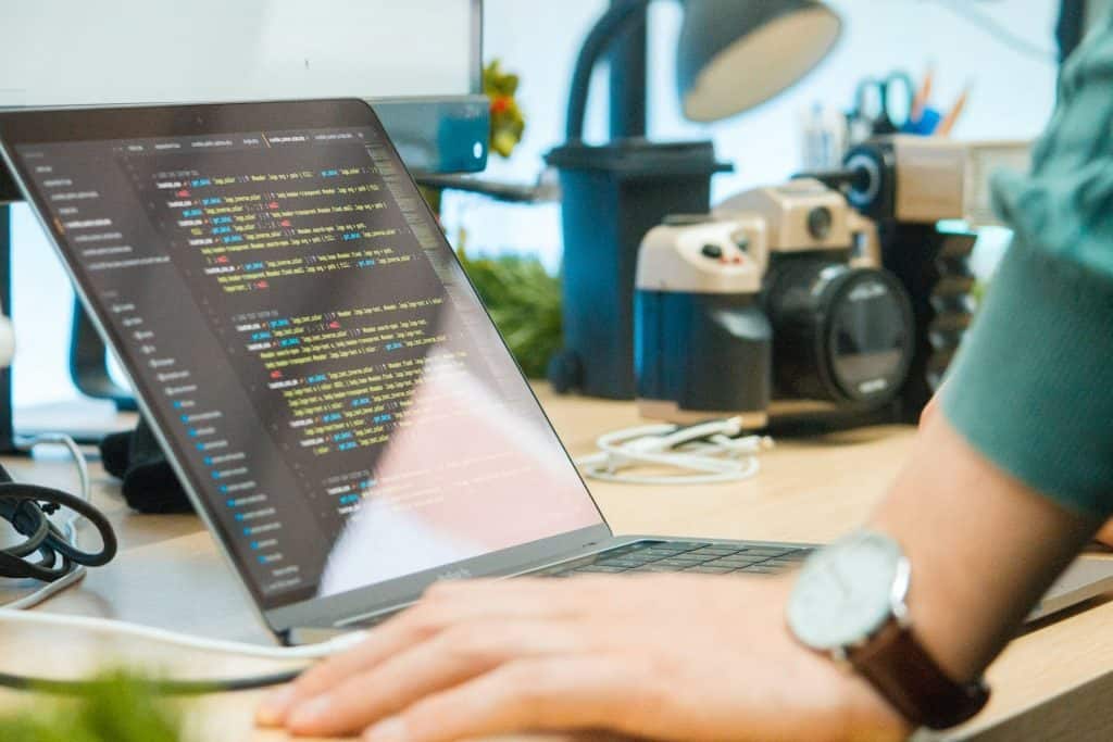 30 Best Jobs for 14 Year Olds - Moneymint