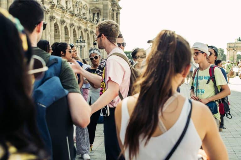 31 Best Jobs for 17 Year Olds