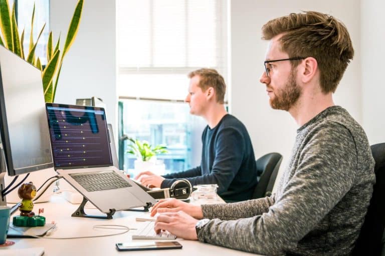 31 Best Jobs for 17 Year Olds