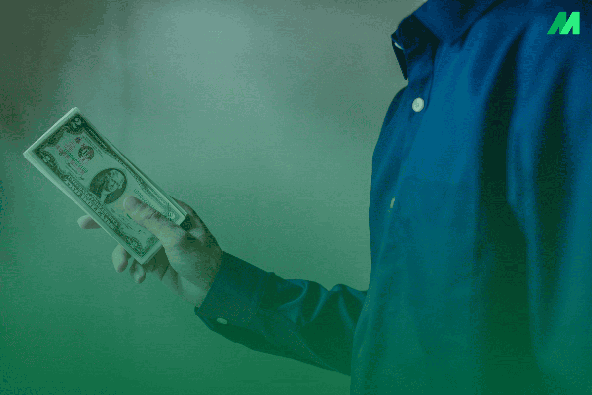 Bengaluru Engineer's Mother Cleaned Homes, He Earns ₹46 LPA Now ...